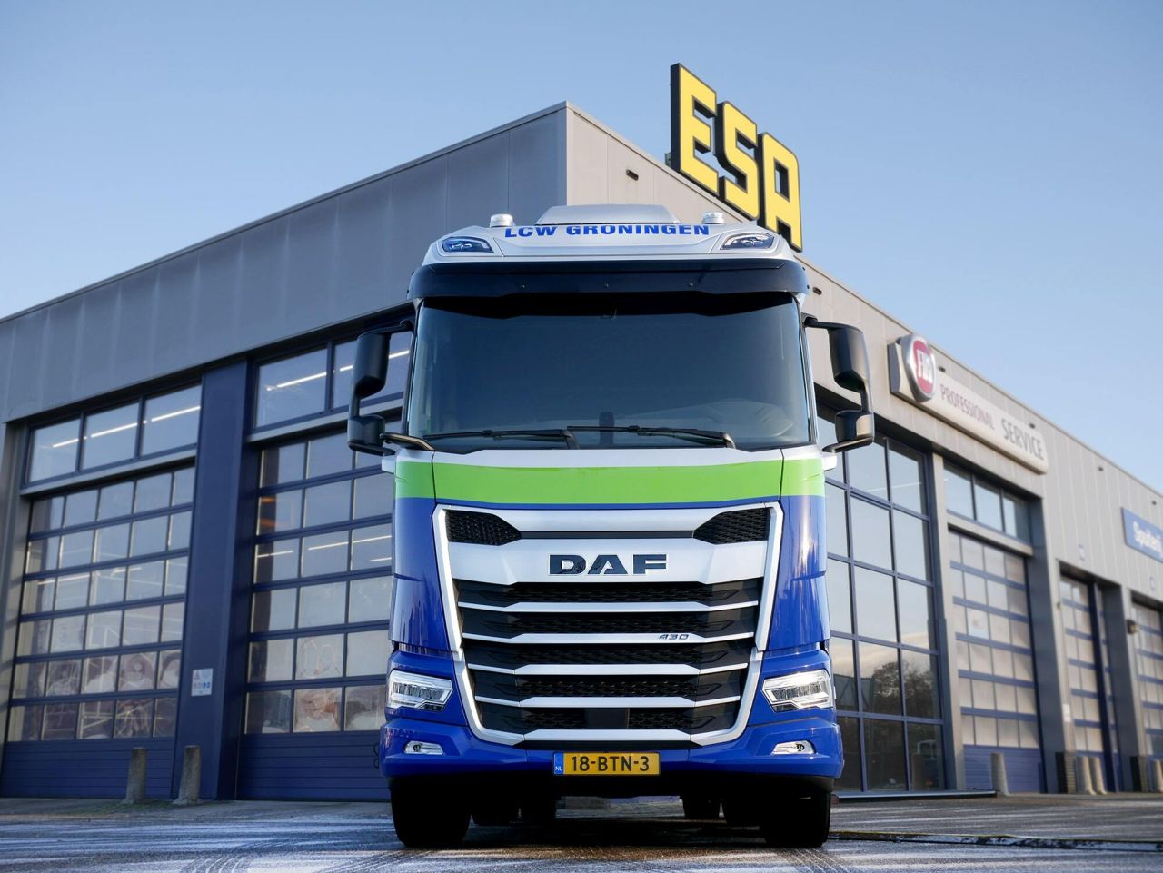 LCW Groningen bv › ESA Trucks
