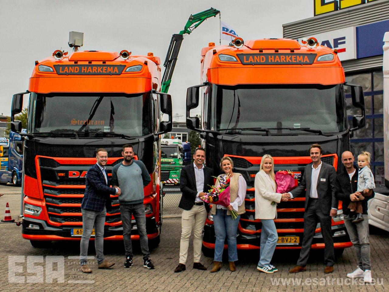 Land Transport Harkema › ESA Trucks