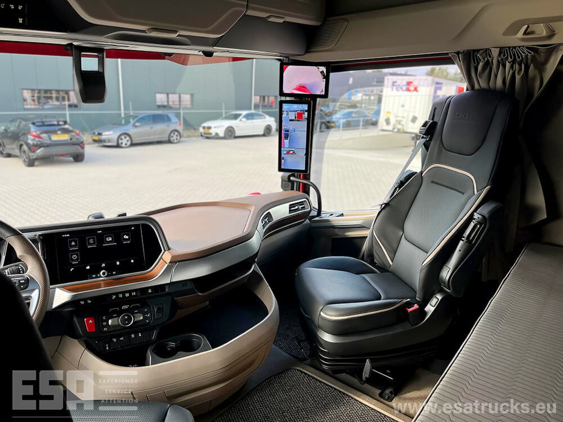 Drent Transport & Verhuizingen › ESA Trucks