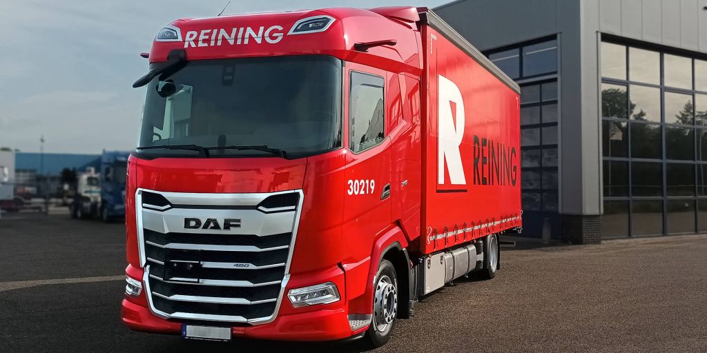 Reining Transport › ESA Trucks